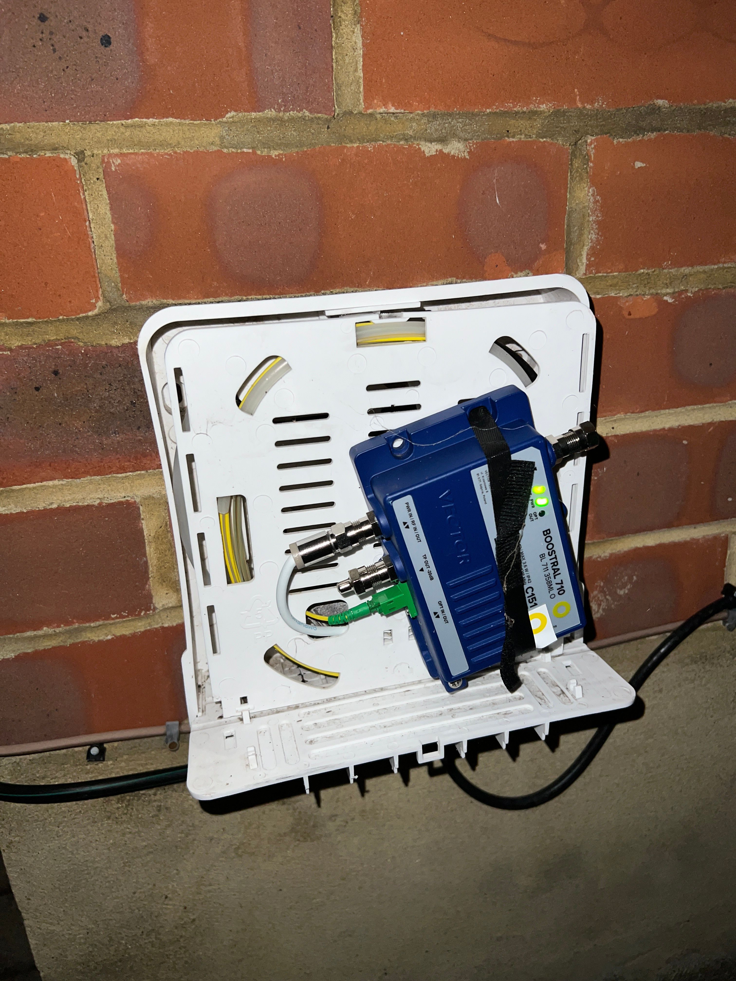 Outside cable box cover missing | Virgin Media Community - 5466023