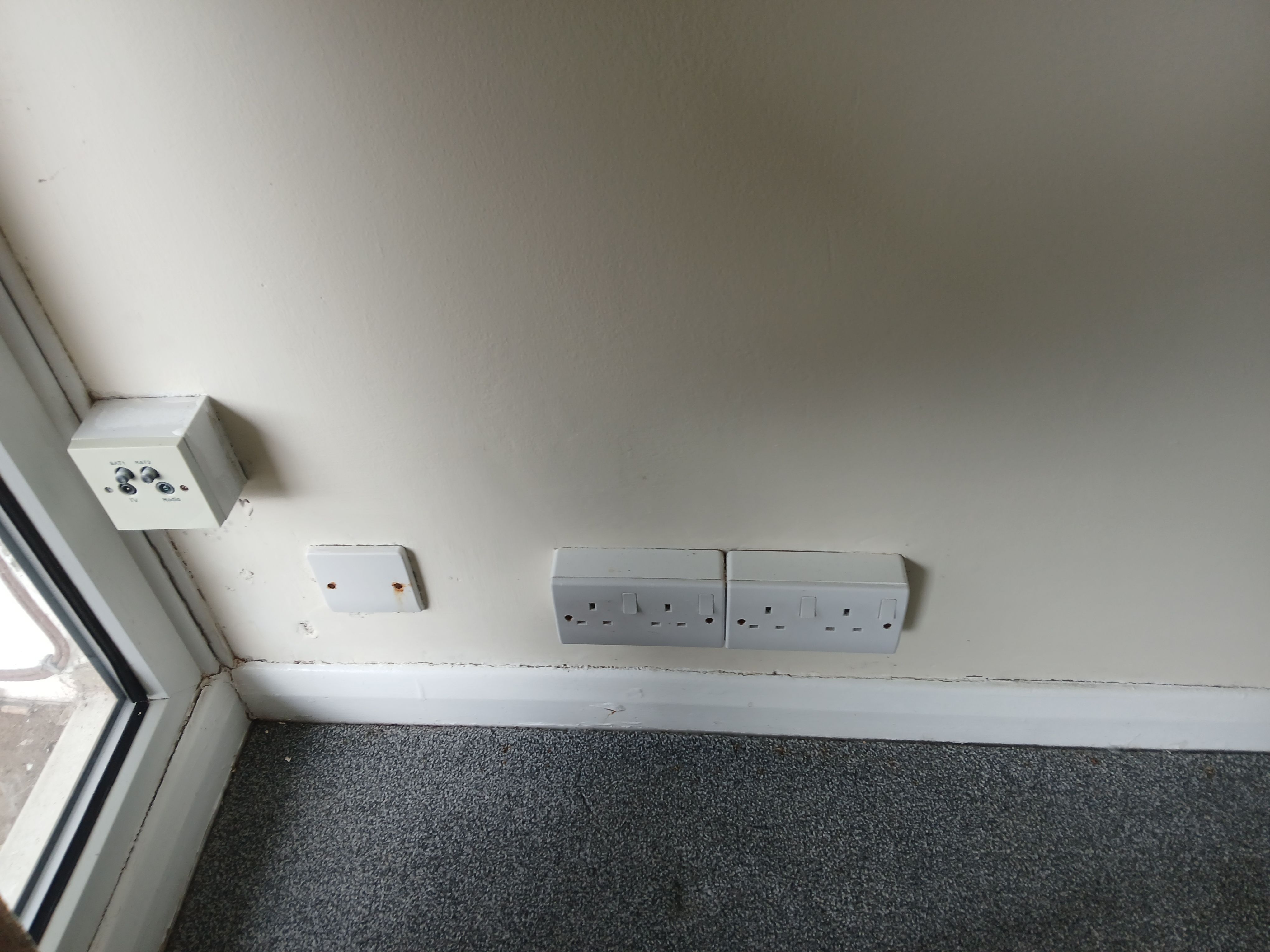 Easy installation but no dedicated socket | Virgin Media Community ...