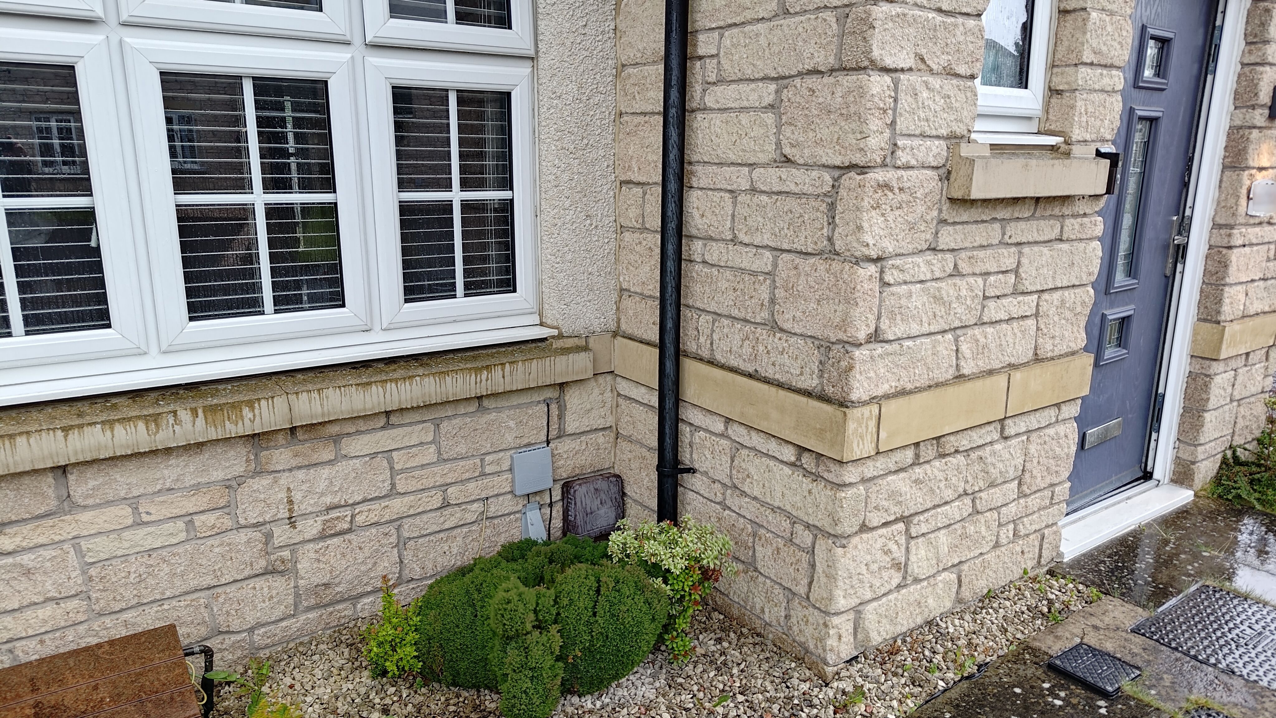 Moving our omnibox/incoming service to the side of the house | Virgin ...